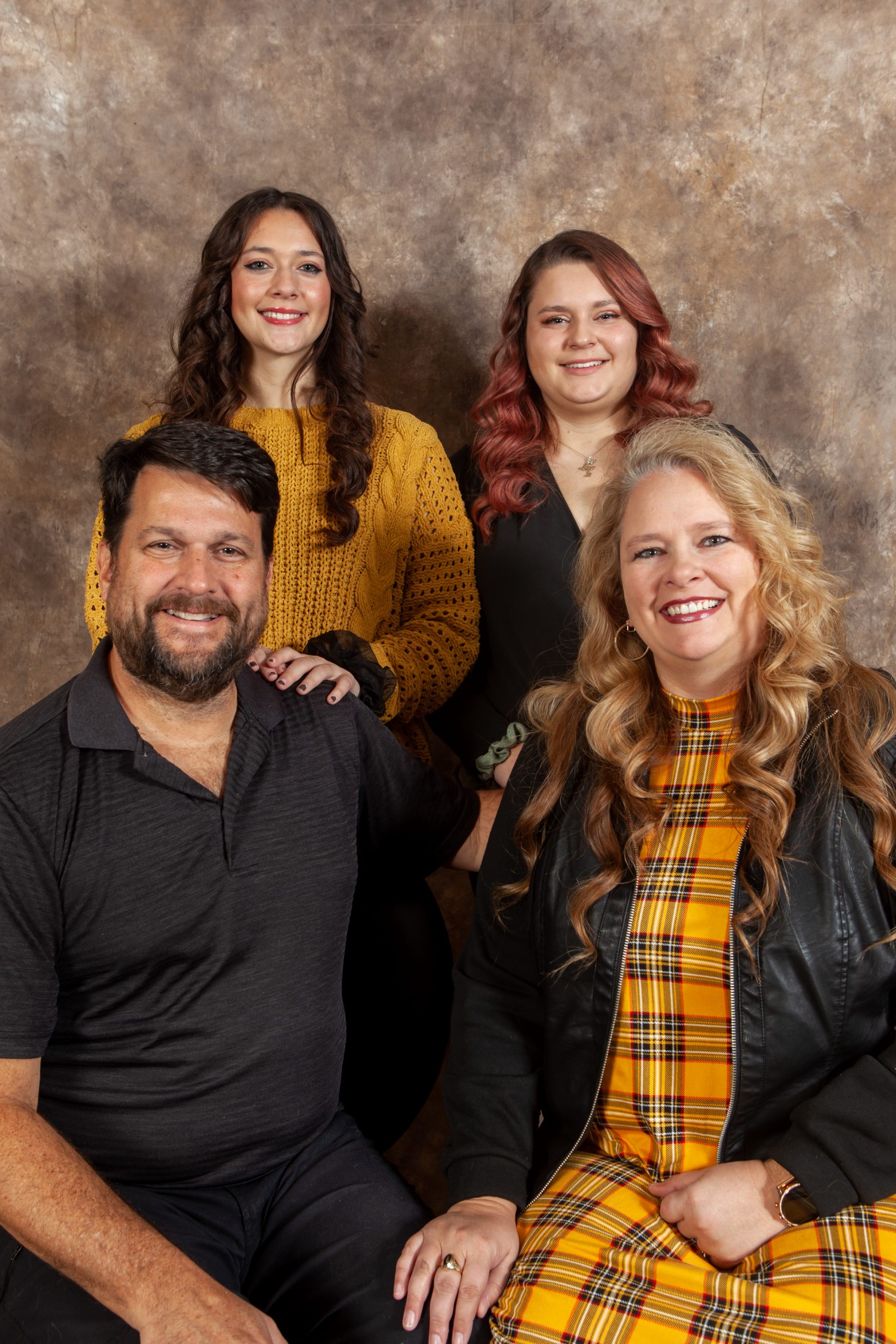 Loftin/Seese Pictures – Thanksgiving 2022 – Philip, Leslie & Kayli